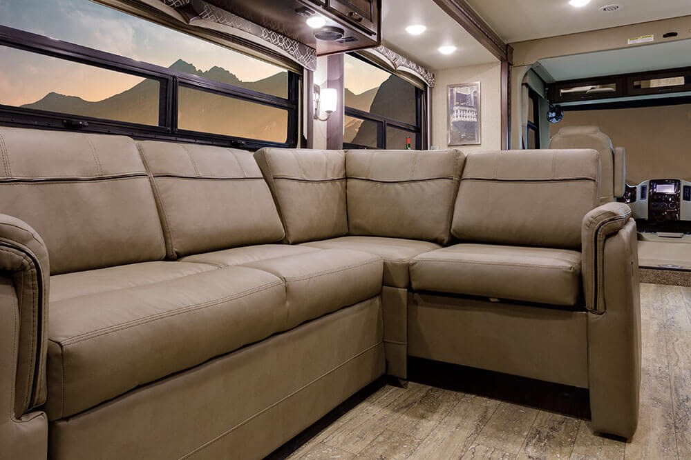 Hurricane Class A Motorhomes | Thor Motor Coach